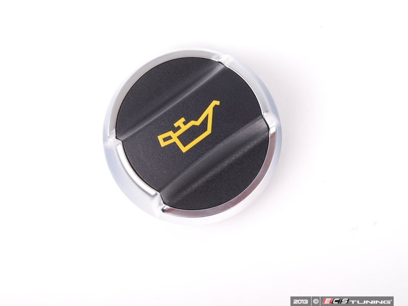 ECS News - Porsche Cayenne/Panamera Coolant/Oil Caps from the 991