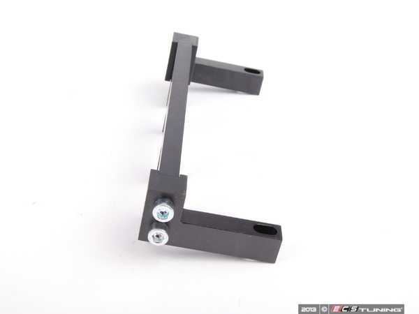 Genuine Mercedes Benz - 156589006100 - LOCATING DEV