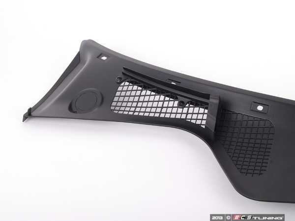 Genuine BMW - 51318413095 - Windshield Cowl (51-31-8-413-095)