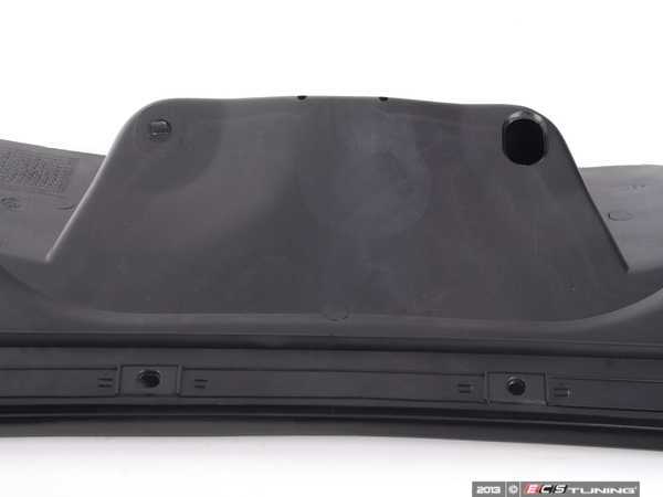 Genuine BMW - 51318413095 - Windshield Cowl (51-31-8-413-095)