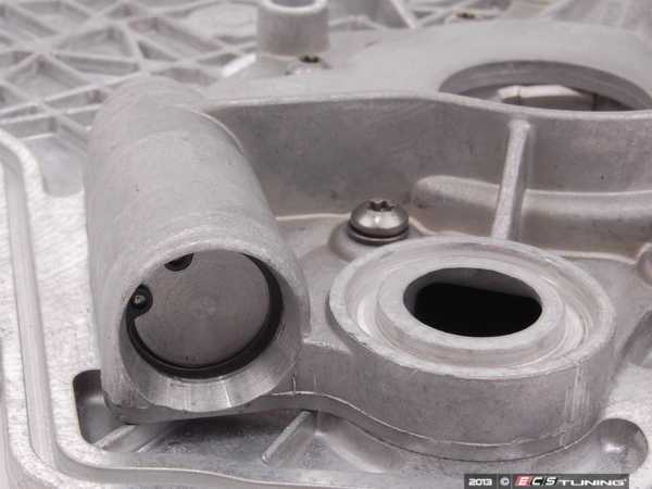 Genuine MINI - 11142463752 - Timing End Cover With Oil Pump (11-14-2 ...