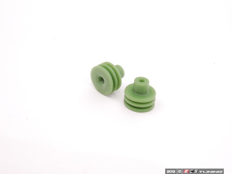 Genuine Mercedes Benz - 0005400966 - Bulb Socket - Priced Each