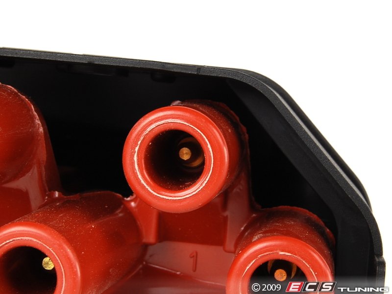Bosch - 12111725070 - Ignition Distributor Cap