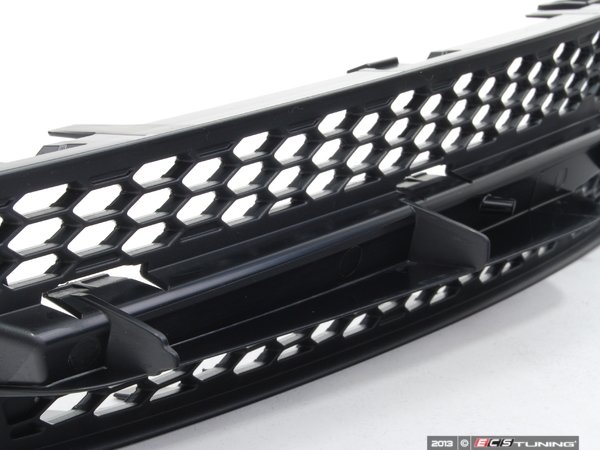 Genuine BMW - 51117227942 - Bumper Grille - Right (51-11-7-227-942)