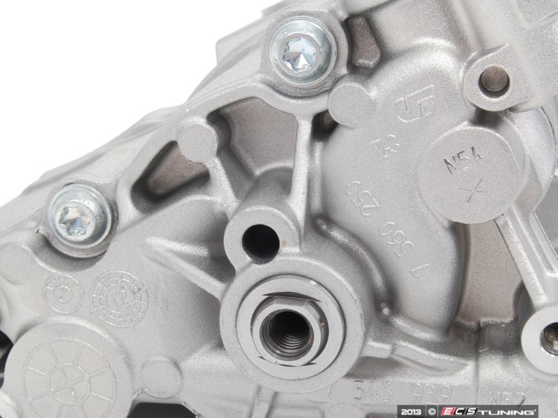 Genuine BMW - 11417560250 - Oil Pump (11-41-7-560-250)