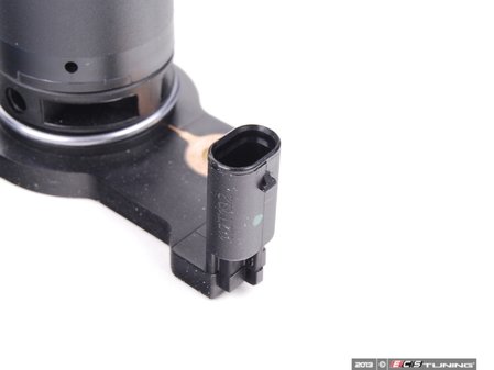 Genuine Mercedes Benz - 0011530532 - Engine Oil Level Sensor