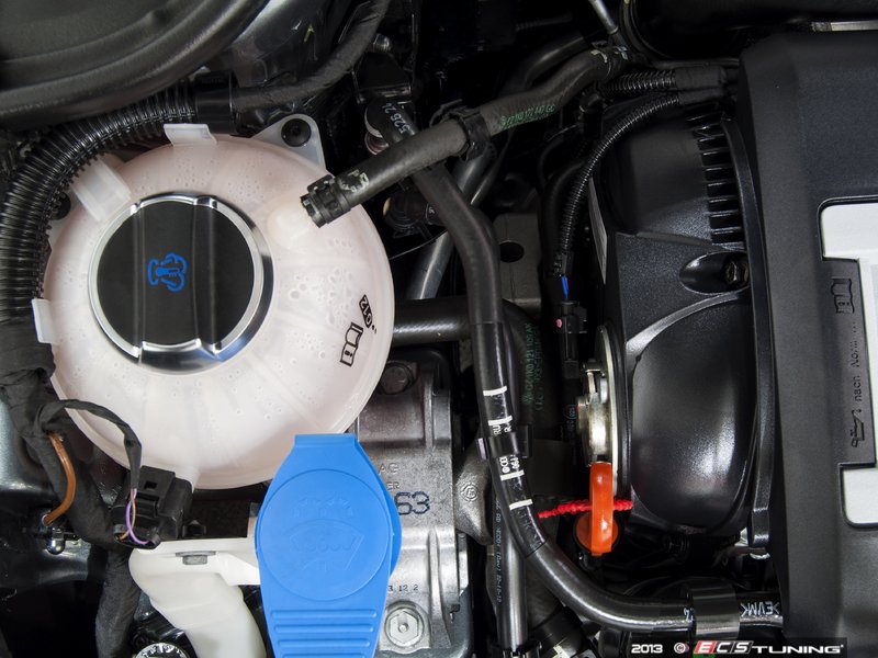 Genuine Porsche - 99110645702 - Porsche 911 Expansion Tank Cap