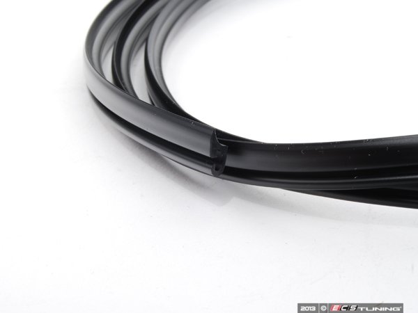 Genuine BMW - 51211870067 - Rear Window Seal (51-21-1-870-067)