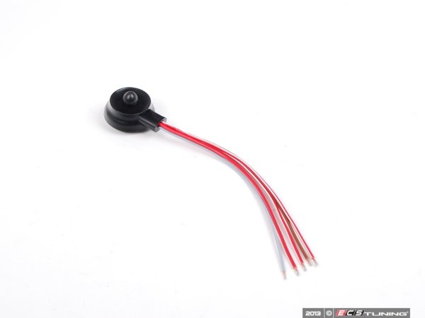 Genuine Porsche - 90161233300 - SOCKET W\HARNESS