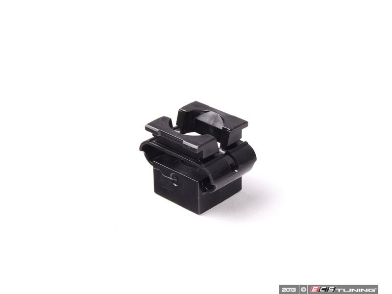 Vaico - 4A0805163 - Belly Pan Clip - Priced Each