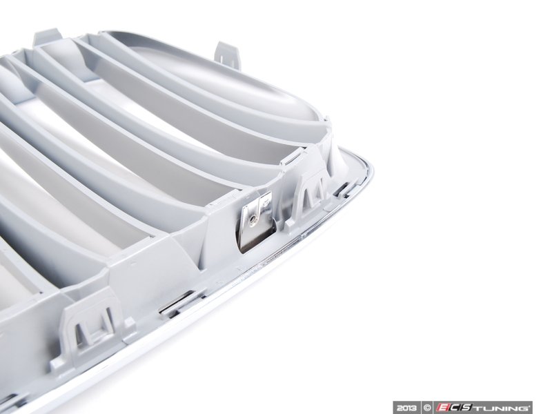 Genuine BMW - 51117347669 - SET OF TRIM GRILLS, (51-11-7-347-669)