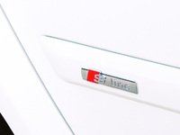 Genuine Volkswagen Audi - 8N0853601A - 'S-Line' Emblem - Chrome/Red ...