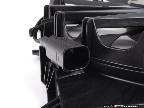 Genuine BMW - 17113442089 - E83 X3 Radiator Cooling Fan Assembly (17-11 ...