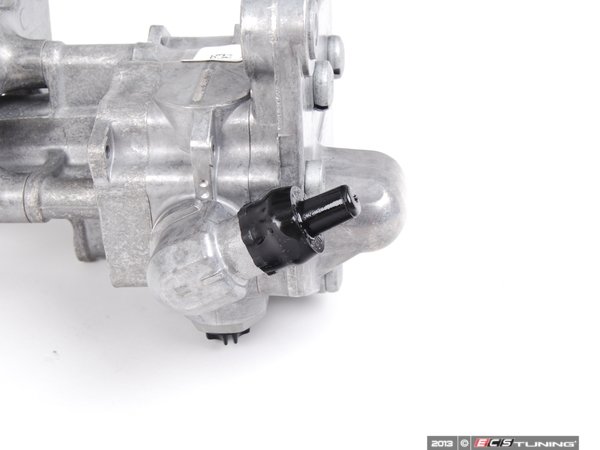 Genuine BMW - 32416781008 - Power Steering Pump (32-41-6-781-008)