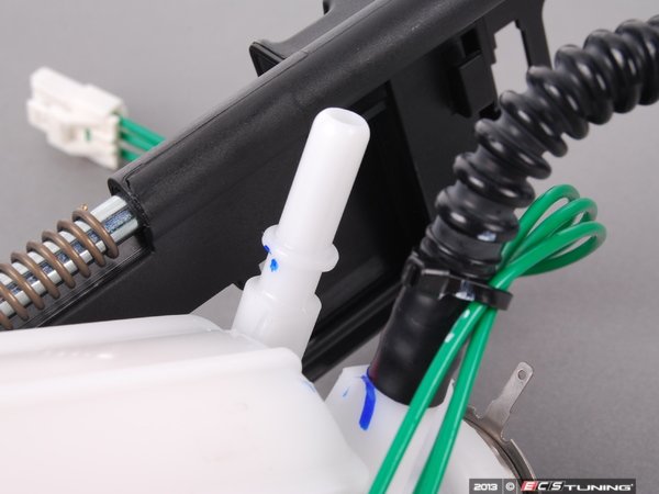 Genuine BMW - 16117373525 - Fuel Filter (16-11-7-373-525)