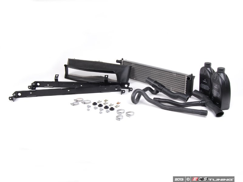 ECS News - Porsche 996 Carrera/Carrera 4 Center Radiator Kits