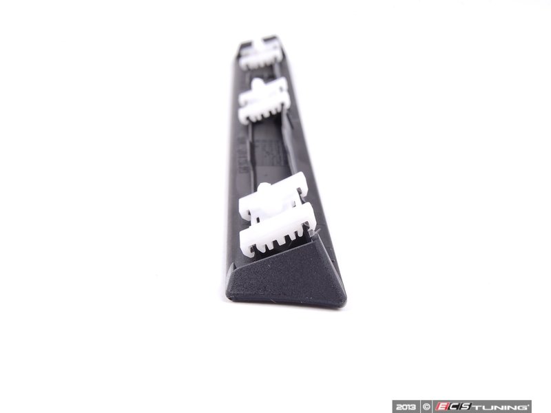 Genuine BMW - 51138236893 - E38 Front Lower Fender seal - Left (51-13-8 ...