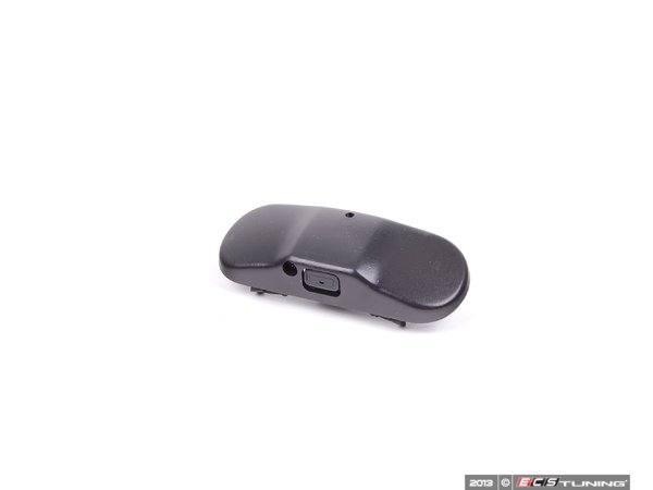 Vemo - 5M0955985C9B9 - Windshield Washer Spray Nozzle - Priced Each