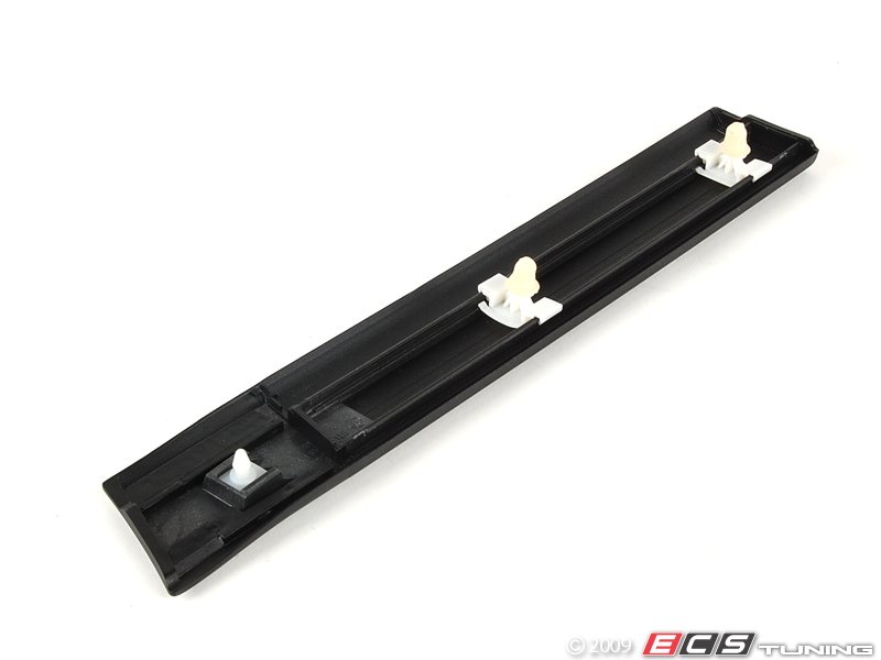 Genuine BMW - 51132233685 - Fender belt moulding - left (51-13-2-233-685)