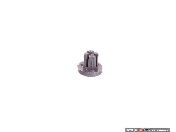 Genuine Volkswagen Audi - 865853231A - plastic expanding nut - priced ...