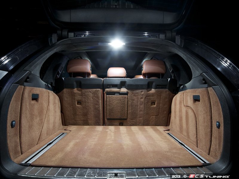 ECS News - Porsche 957 Cayenne Ziza LED Interior Lighting Kit