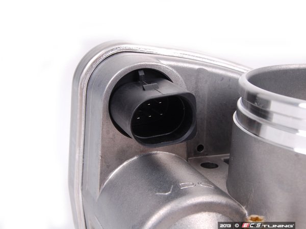 Genuine BMW - 13547502445 - Throttle Body (13-54-7-502-445)