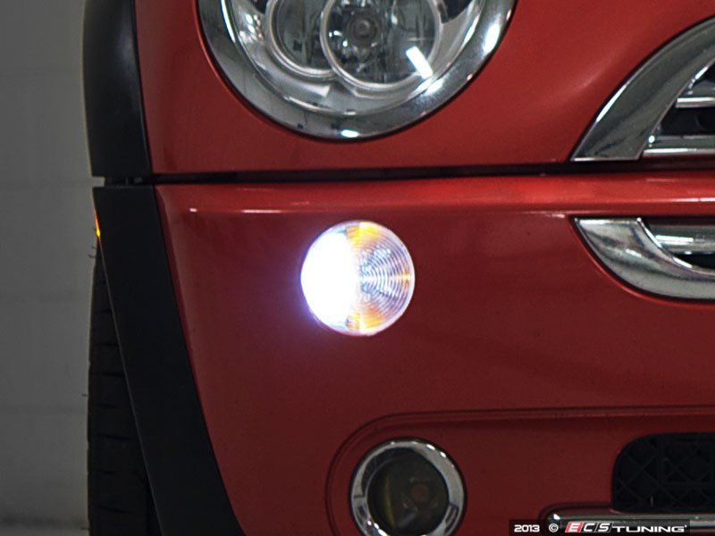 ECS News - R50/R53 MINI Cooper Ziza Front Marker LED Lights