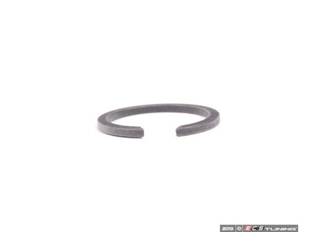 Genuine Volkswagen Audi - 113517279 - Circlip - priced each (113 517 279)
