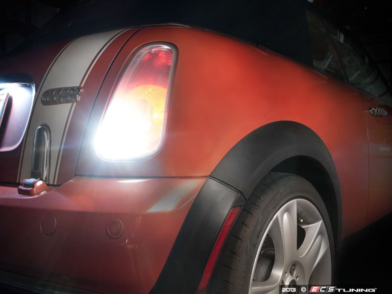 ECS News - R50/R52/R53 MINI LED Reverse Light Kit