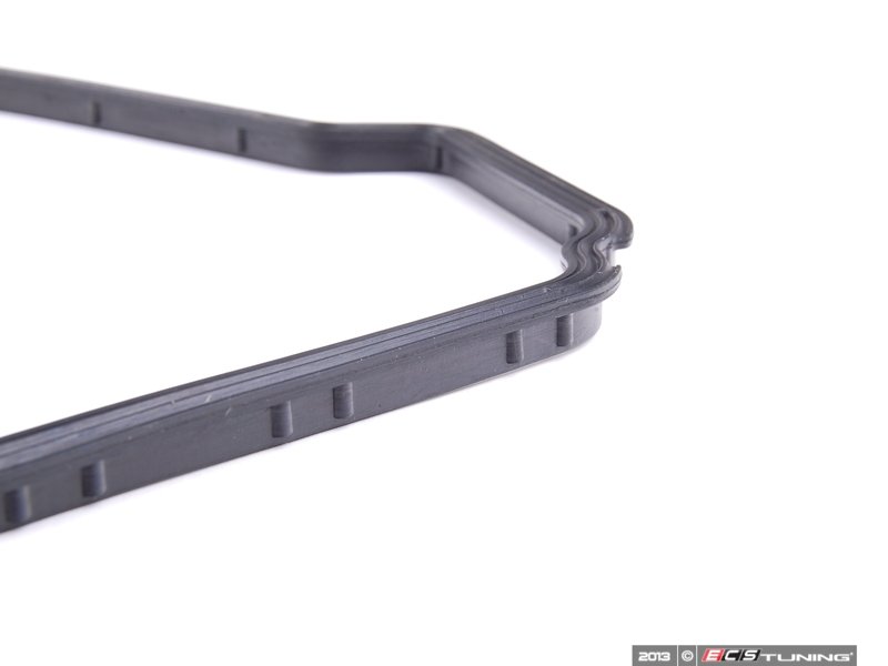 ECS News - BMW E9X 335i/Xi N54 Valve Cover & Gaskets