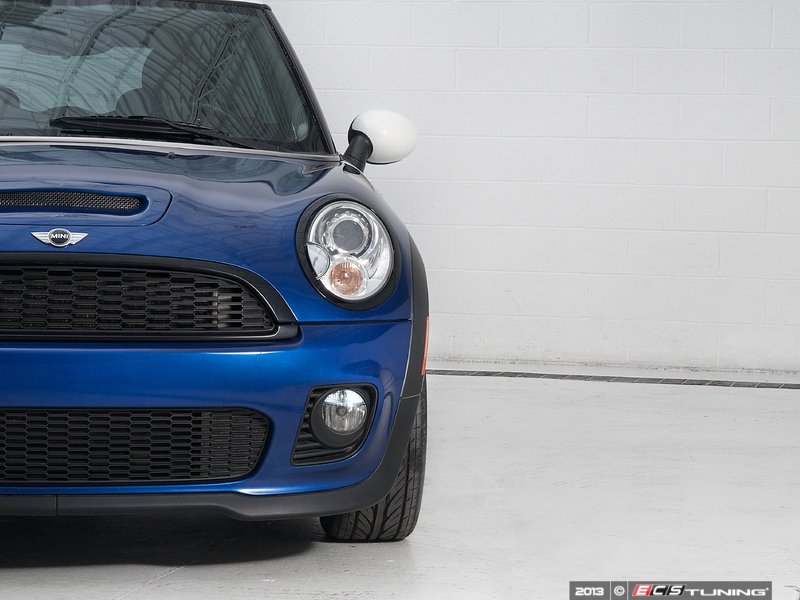 ECS News - R58 MINI Coupé/R59 Roadster Ziza Front Position LEDs
