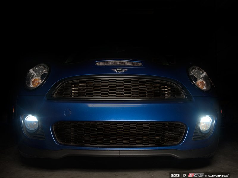 ECS News - R58 MINI Coupé/R59 Roadster Ziza Front Position LEDs