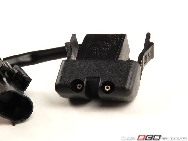 Genuine BMW - 61668374365 - Windshield Spray Nozzle - Left - (NO LONGER ...