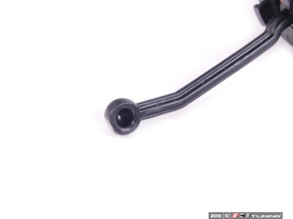 Genuine BMW - 11717796883 - Vacuum Box (11-71-7-796-883)