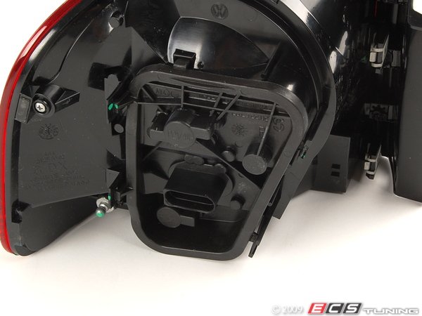 Genuine Volkswagen Audi - 7L6945096S - Outer Tail Light Assembly ...