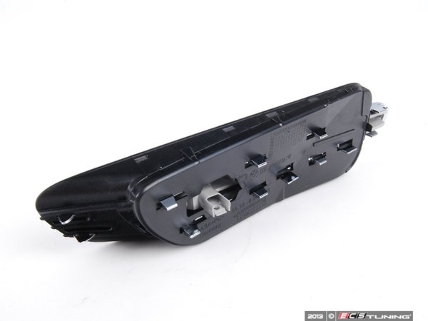 Genuine BMW - 51138046448 - Side Fender Grille - Right (51-13-8-046-448)