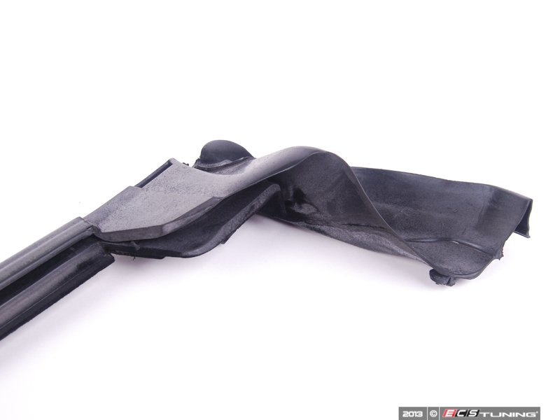 Genuine BMW - 51337119090 - Door window seal - right (51-33-7-119-090)