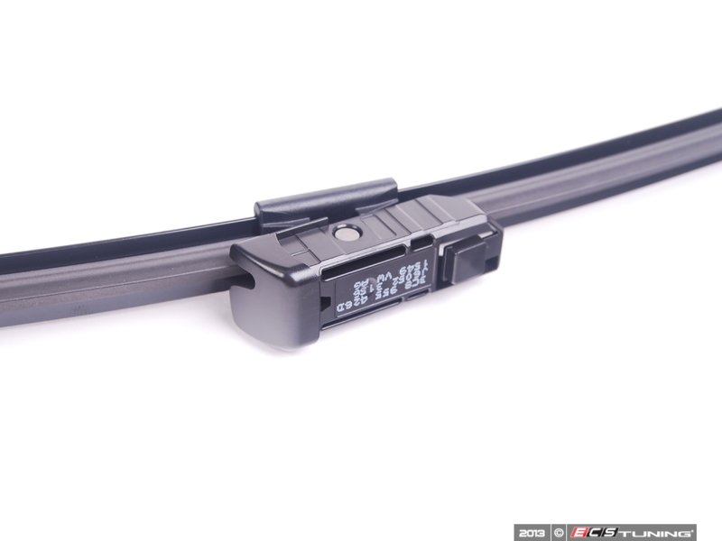 Genuine Volkswagen Audi - 3C8998002 - Aero Wiper Blades - Set (3C8 998 002)