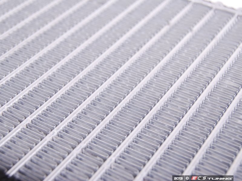 Genuine BMW - 64118385562 - Heater Core (64-11-8-385-562)