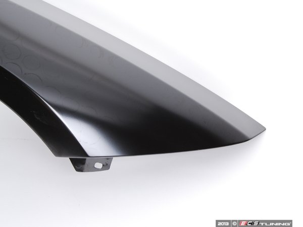 Genuine BMW - 41357053328 - E85 Fender - Right (41-35-7-053-328)