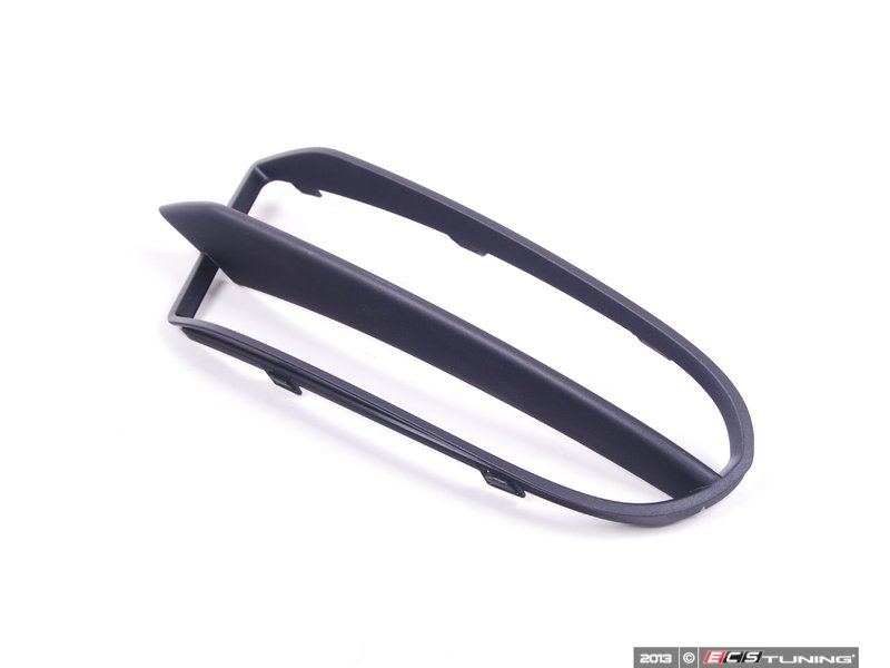 Genuine BMW - 51118050586 - Lower Bumper Grille - Right (51-11-8-050-586)