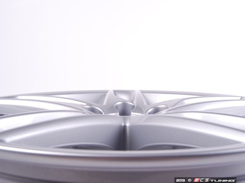 Genuine Volkswagen Audi - 8R0601025BN - 19" split 5-spoke Wheel ...