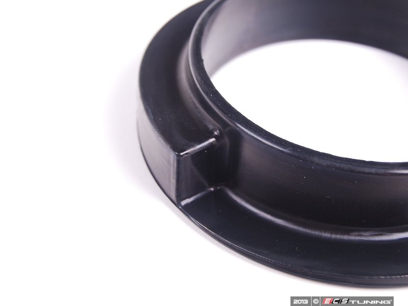 URO - 33531133671 - Rear Lower Spring Pad - Priced Each