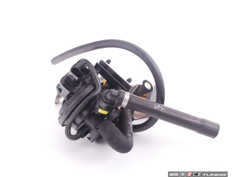 Genuine Volkswagen Audi - 8E0906201K - Leak Detection Pump (8E0 906 201 K)