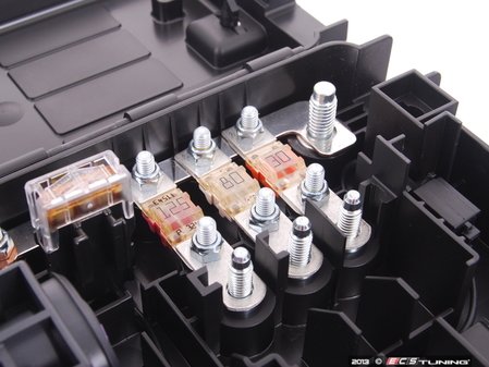 Genuine Volkswagen Audi - 8P0937548A - Main Fuse Box With Battery ...