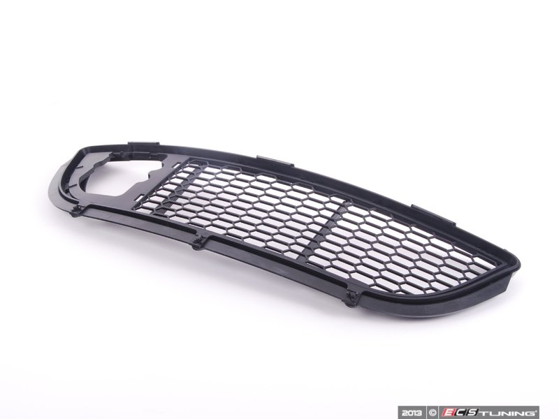 Genuine BMW - 51118047366 - E90 Bumper Grille - Center (51-11-8-047-366)