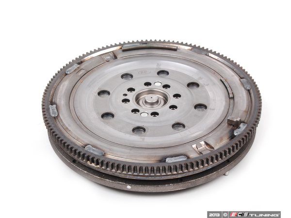 Genuine Volkswagen Audi - 034105266C - Dual Mass Flywheel - (NO LONGER ...