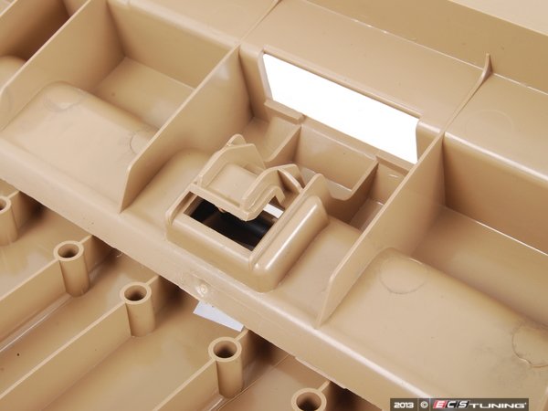 Genuine BMW - 51476967844 - E70 Loading Sill Cover - Beige (51-47-6-967 ...