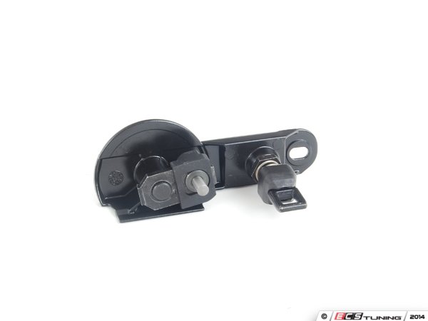 Genuine BMW - 61627209167 - Rear window wiper shaft pivot (61-62-7-209-167)