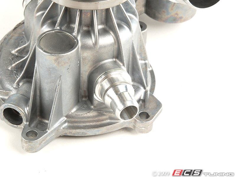 Genuine BMW - 11517524551 - Water Pump (11-51-7-524-551)